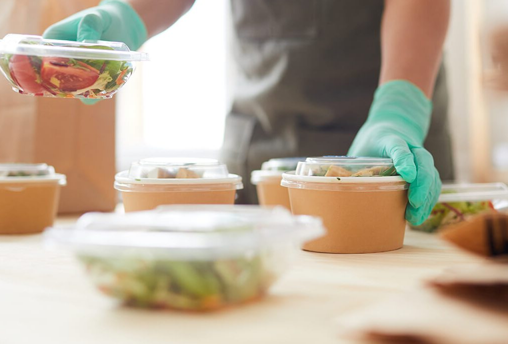 Créer une entreprise de fabrication de plats à emporter